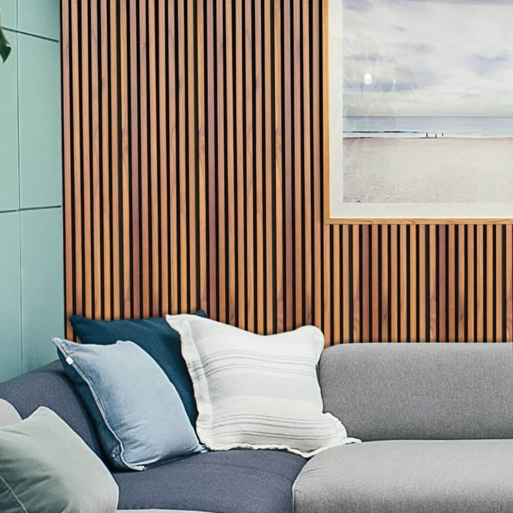 Premium Quality Wood Slat Panels - Elegant Décor with Sound-Absorbing Premium Quality Wood Slat Panels - Elegant Décor with Sound-Absorbing